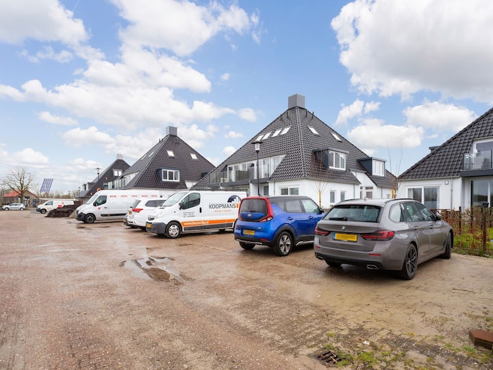 Apartment Near Sneekermeer With Marina Access - Sneek