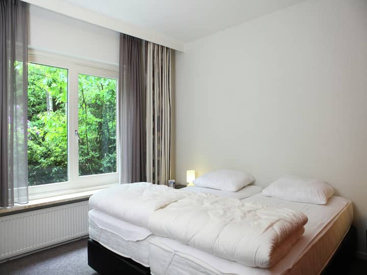 Villa Familiale Avec Trampoline Et Piscine - Nunspeet