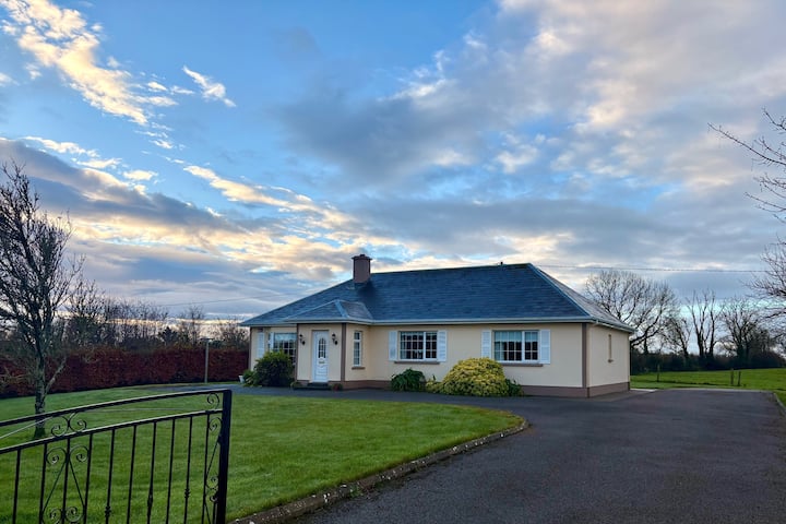 3 Bedroom Home Close To Athenry In Galway - Loughrea