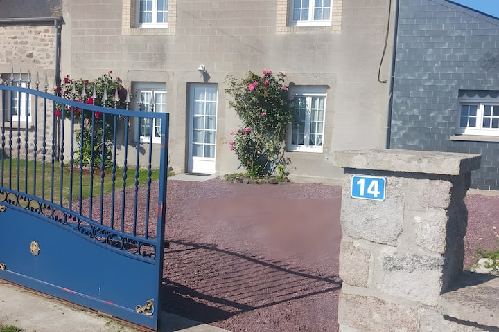 Maison En Bord De Mer - Saint-Vaast-la-Hougue