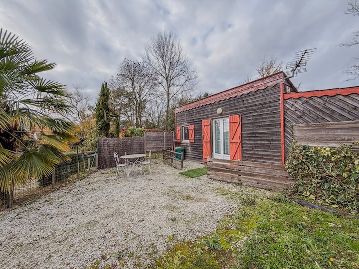 Votre Chalet Idéal à La Campagne Avec Parking - L'Aigle