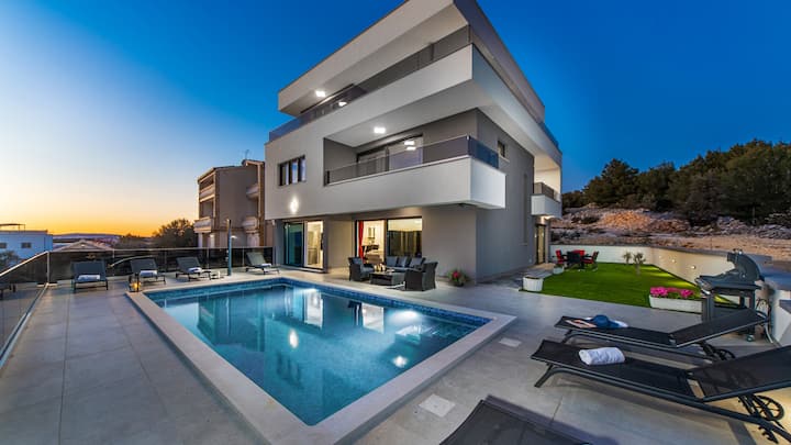 Villa Shaula By Villas Guide - Šibenik