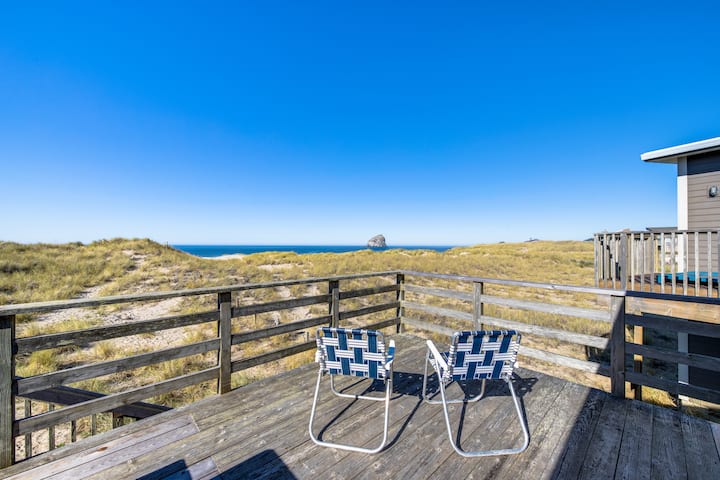 Beautiful Oceanfront Home W/ A Gorgeous View - Pacific City, OR