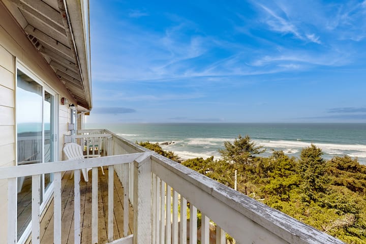 Dog-friendly Studio W/ Ocean Views & Wifi - Oregon