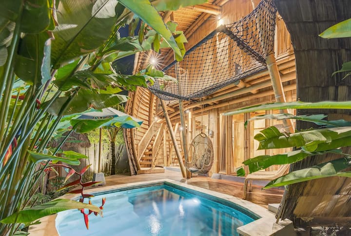 Noon V1 · Eco Bamboo Getaway In Seseh - Canggu - Indonesia