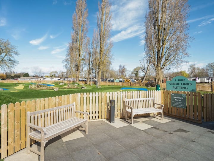 Silver 2 Bed Pet, Billing Aquadrome Holiday Park - 