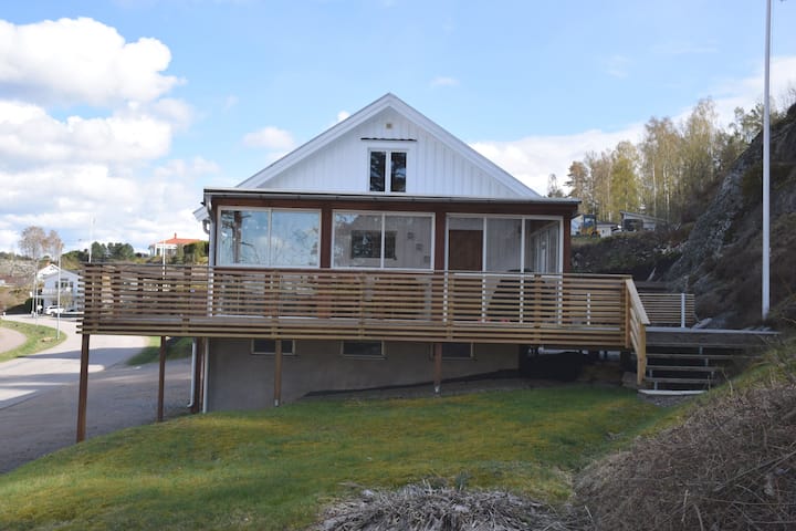 Stay In Beautiful Henån – Central & Close To The S - Henan