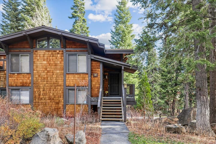 Rocky Ridge #82 - Tahoe City, CA