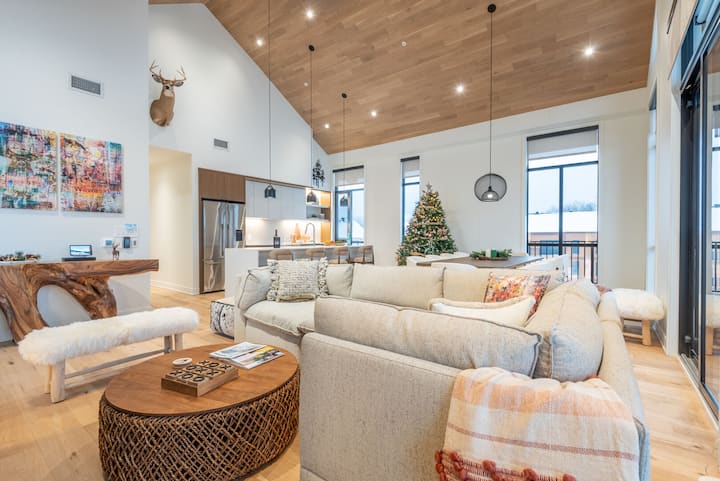 Arbora Tremblant / Penthouse / Hot Tub - Mont-Tremblant