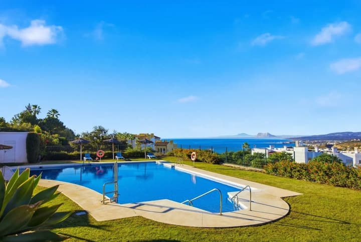 Casa Maria Luisa - Zoo de Castellar