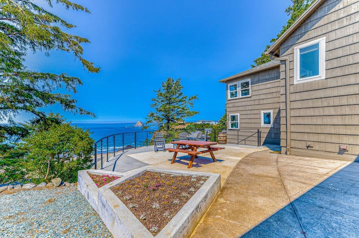 Ocean-view Escape W/ Modern Interior & Deck - Oceanside, OR