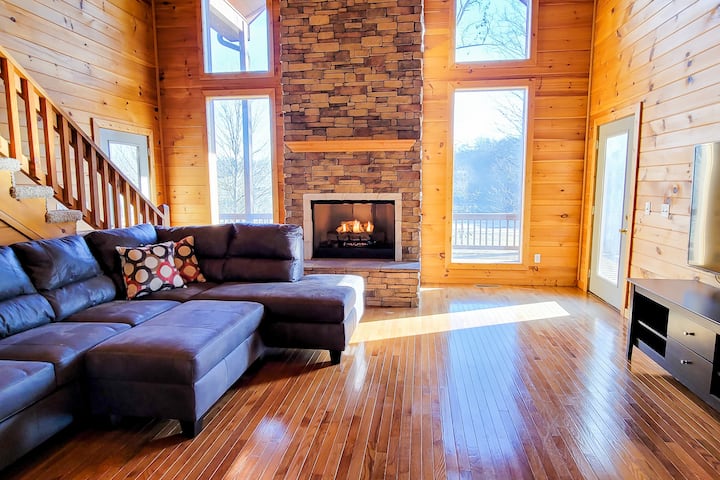 Serene Family-friendly Cabin Escape・foosball Table - Sevierville, TN