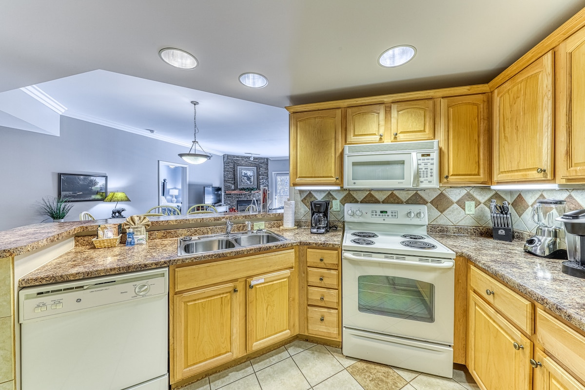 شقة جذابة، تتسع لـ 6 أشخاص・حوض استحمام・مدفأة・صالة ألعاب رياضية ...