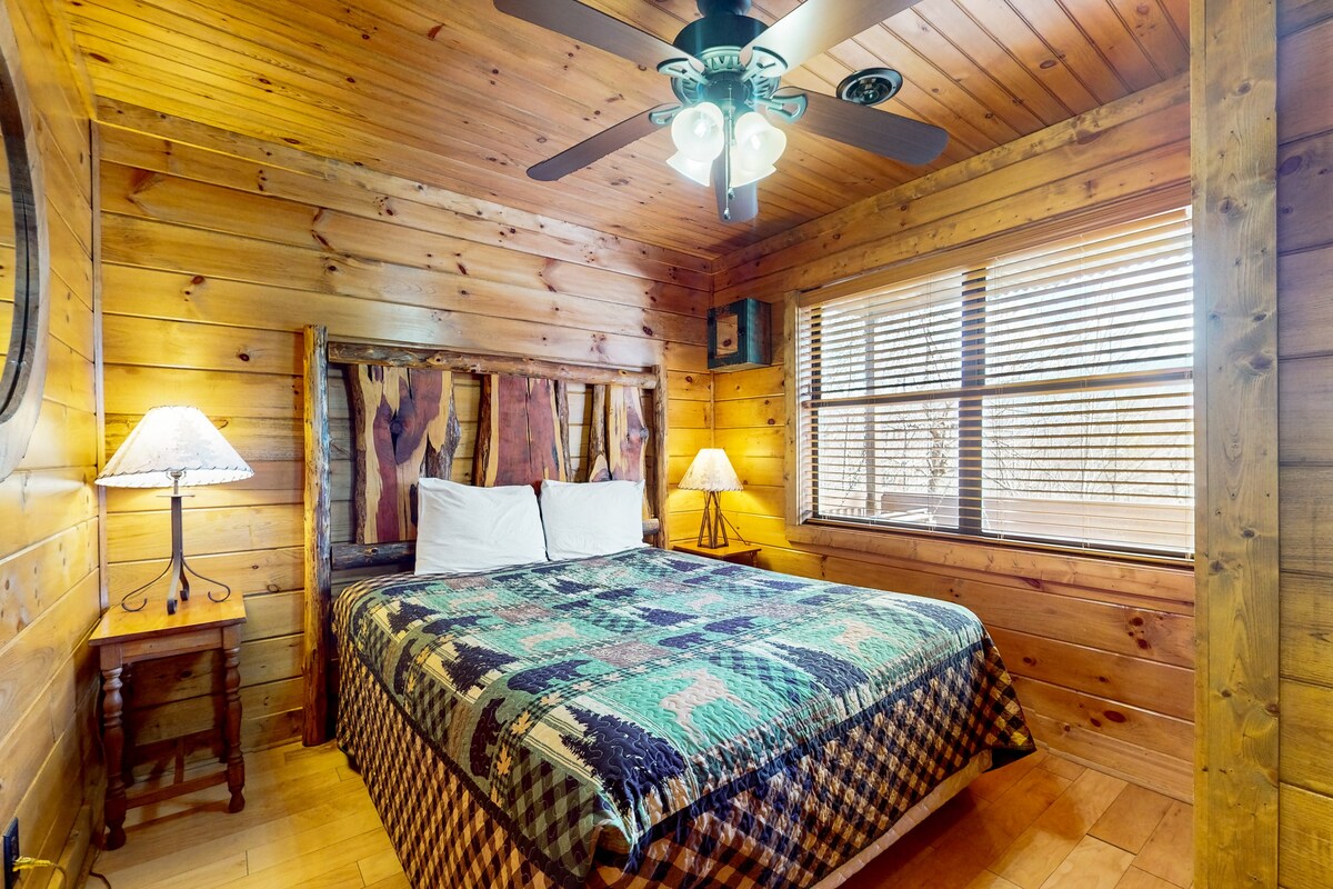 Amplia cabaña de madera, capacidad para 14 personas・Jacuzzi・Terraza ...