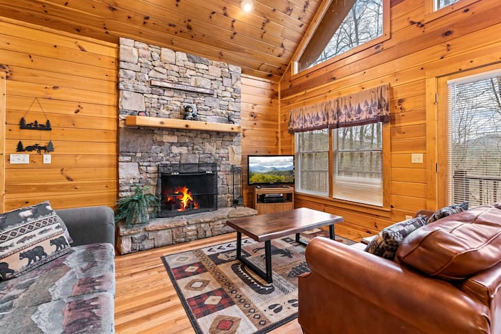 Cozy Cabin, Sleeps 8, Catch-release Fishing Pond - Townsend, TN