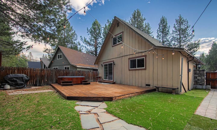 The Ale Arths, Retreat For 8 - South Lake Tahoe, CA