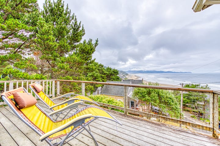 Hillside Home W/ Ocean View Near Beach - Oceanside, Oregon, OR
