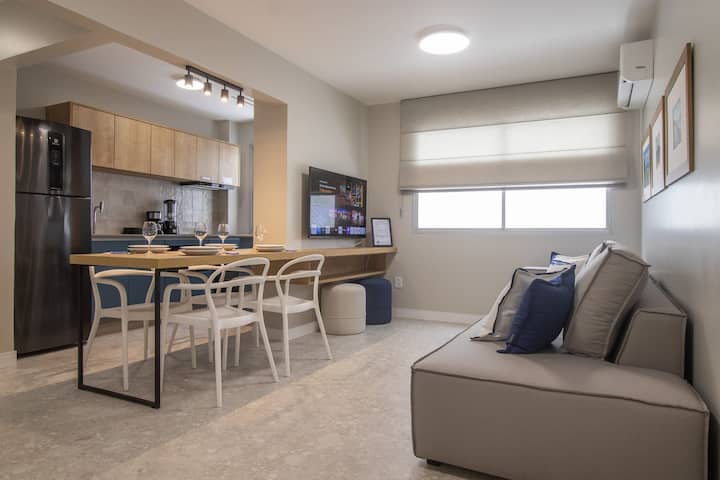 Acc12c - 2 Dorm, Quadra Mar, Climatizado, Tv Smart - Balneário Camboriú