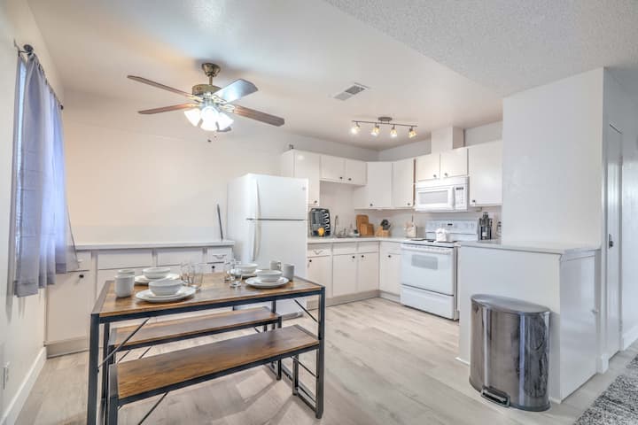 Vegas Adventure Starts Here-mins To Strip! Sleep 6 - Las Vegas, NV