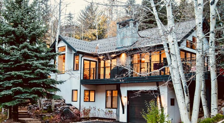 Luxury Mountain Getaway - Vail Single-family Home - Vail, CO