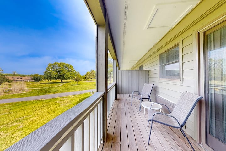 Inviting & Cozy Studio, Sleep 4, Shared Gym & Game - White Pine, TN