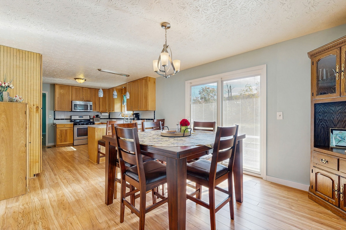 Maison sereine avec cour clôturée, wifi, jeux - Cabanes à louer à Cosby ...