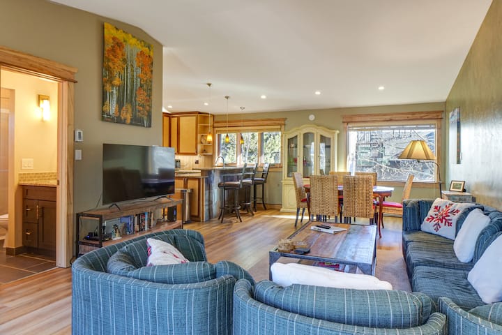 Walk To Main St Frisco: Townhome W/ Mtn Views! - フリスコ, CO