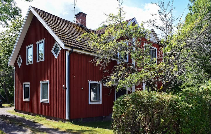 1 Bedroom Amazing Apartment In Hultsfred - Hultsfred