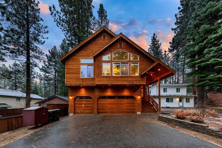 5br, Near The Lake, 100' To World Class Hiking - South Lake Tahoe, CA