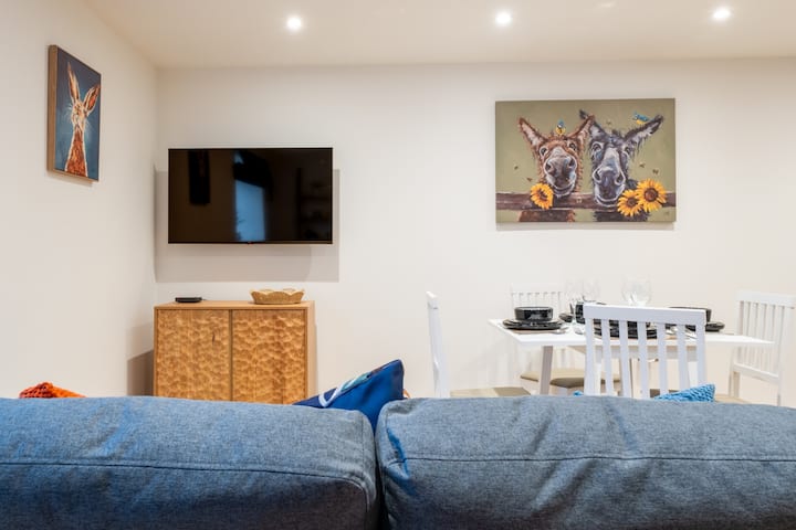 The Innkeeper’s Lodge In Cerney Wick - South Cerney