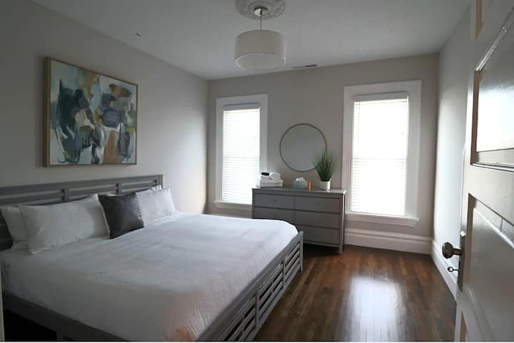 Spacious 4-bed- Sleep -Central Location - Piedmont, CA