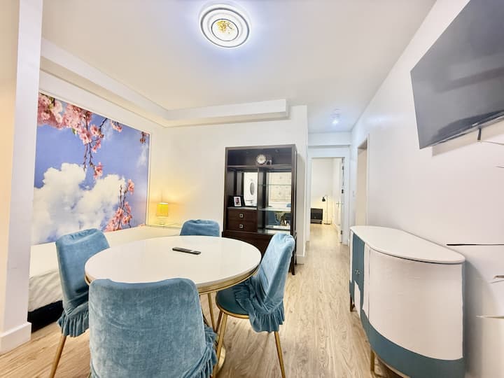 Private Guest Suite, One Parking Space - Maple Ridge