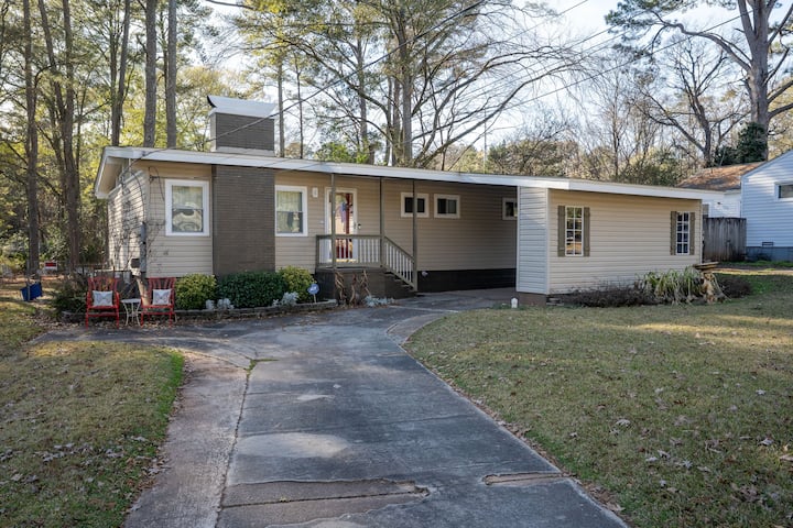 Stylish Stay In Crestwood-south - Birmingham, AL