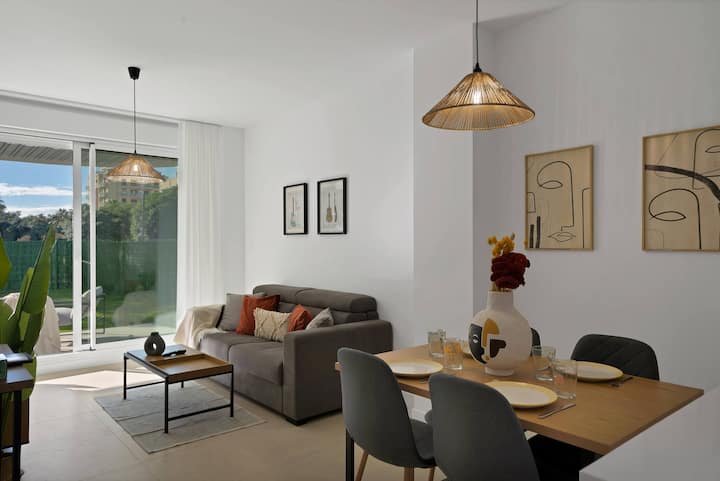 Apartment With Air Conditioning, Parking, Pool And Sea Views - Vélez-Málaga
