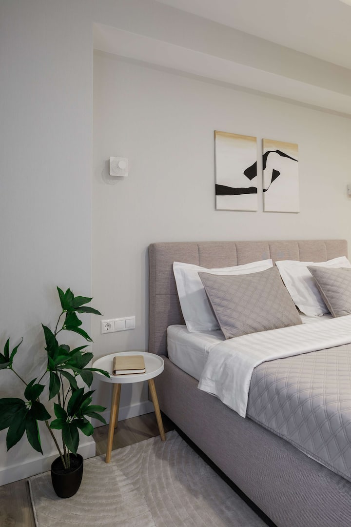 Soul Rentals – 2br Cozy Apt, New Block & Calm Gem! - キシナウ