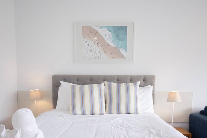 Bay View: Sunrise - Lorne