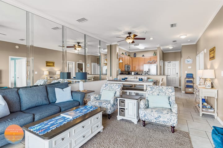 The Inn #404 ~ Amazing Views ~ Sleeps 6 - Dauphin Island