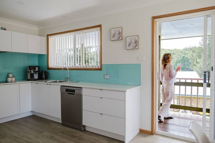 Paradise Lake - Mollymook