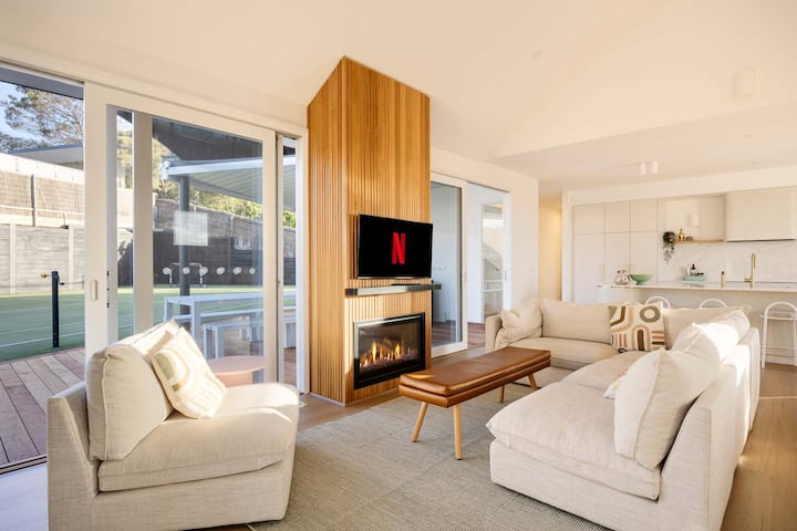 The Collins | Sorrento | Tennis Court, Pool & Spa - Sorrento