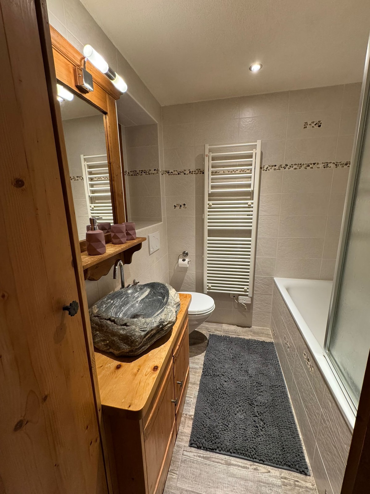 Die Flocken - Wohnungen zur Miete in Hérémence, Wallis, Schweiz - Airbnb