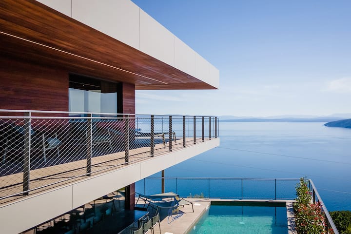 Luxury 5br Spa Villa For 10+4 With Heated Pool - Mošćenička Draga