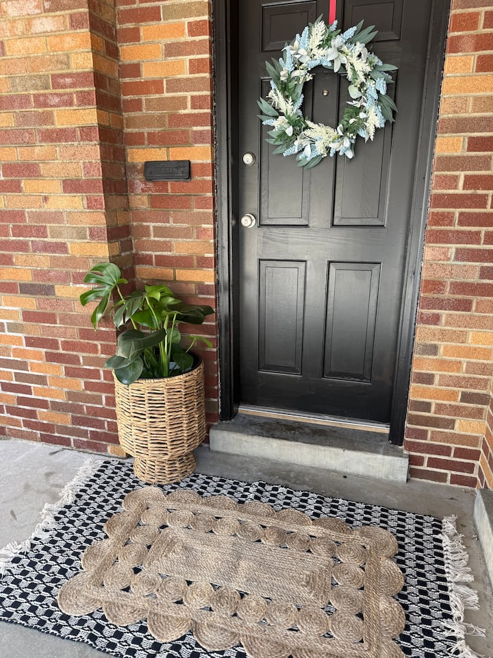 2 Bedroom Hot Tub Home Near Nku - Cold Spring, KY