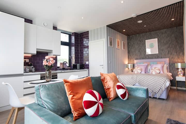 Palm Tree House | Candyland - 布羅姆利