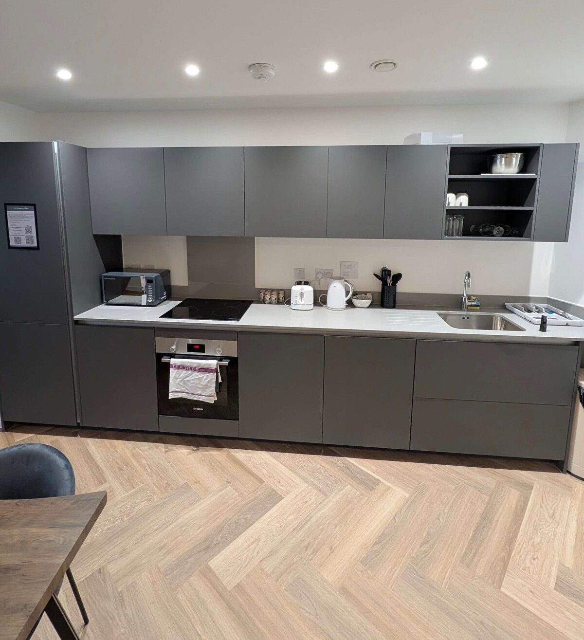 Helle und moderne 1-ZIMMER-Wohnung in Birmingham - Wohnungen zur Miete ...