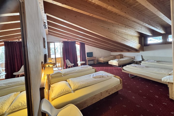 Hotel Relais Alpin 328 Ski In-ski Out - グシュタード