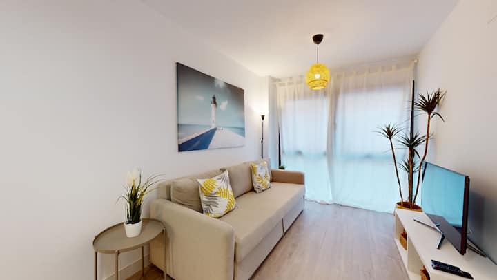 Large Apartment Alicante City Center- Heated Pool - Alicante