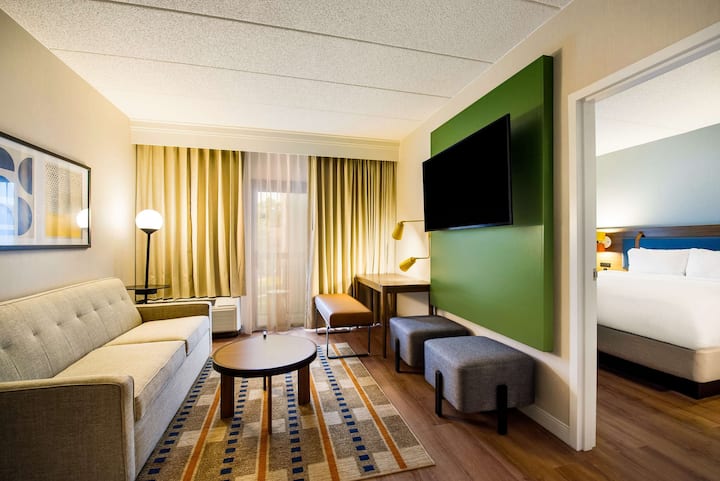 Look No More! Pets Allowed, Free Airport Shuttle! - Philadelphia