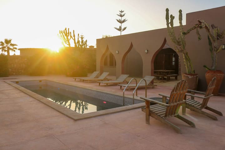 4 Bedroom Villa, Pool, Sea Views, 9 Person - Mirleft