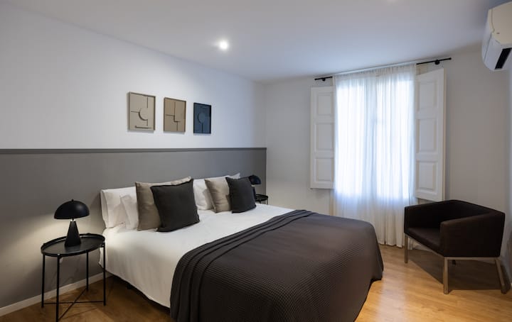 Emplacement Top | Eixample | 4ch | Cuisine | Clim - Barcelona