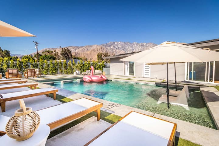 Serene Villa With Pool & Desert Charm - Palm Springs, CA